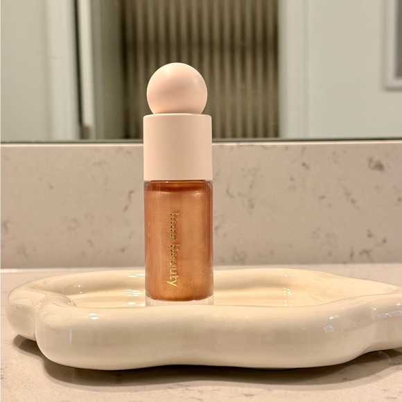 Rare Beauty | Makeup | Rare Beauty Liquid Highlighter Color Flaunt New ...